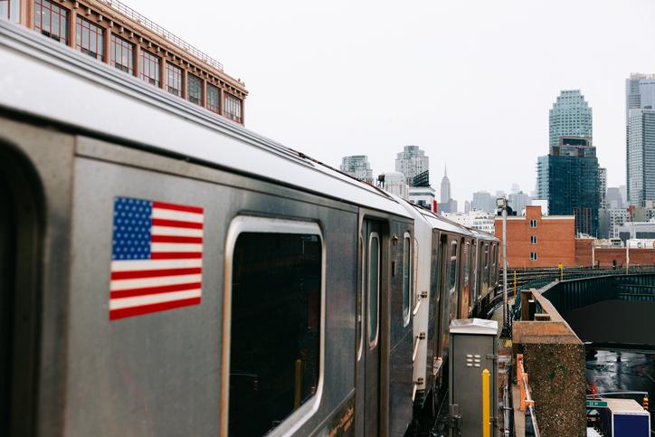 Tea Bus Tour + NYBG Holiday Train Show In New York | TourBeez
