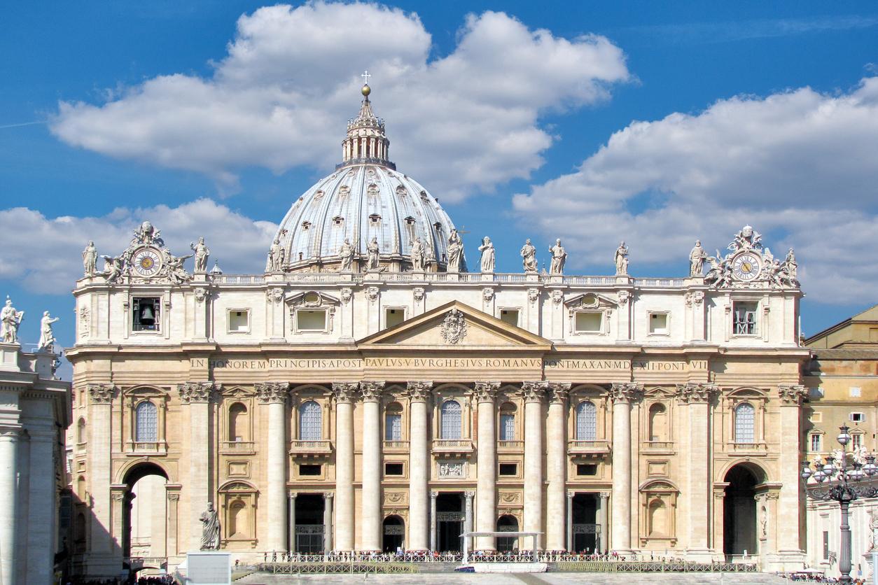 St. Peter's Basilica Early Entry with Guided Dome Climb | TourBeez